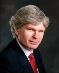 Robert Stark interviews Peter Brimelow – Attack the System